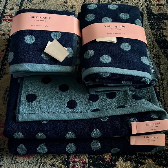 kate spade | Bath | Kate Spade 8 Piece Blue Polka Dot Towel Set 2 Bath ...